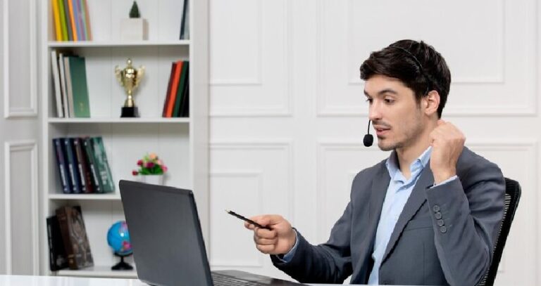 Línea Directa: área de clientes y teléfonos gratuitos - Hora.es